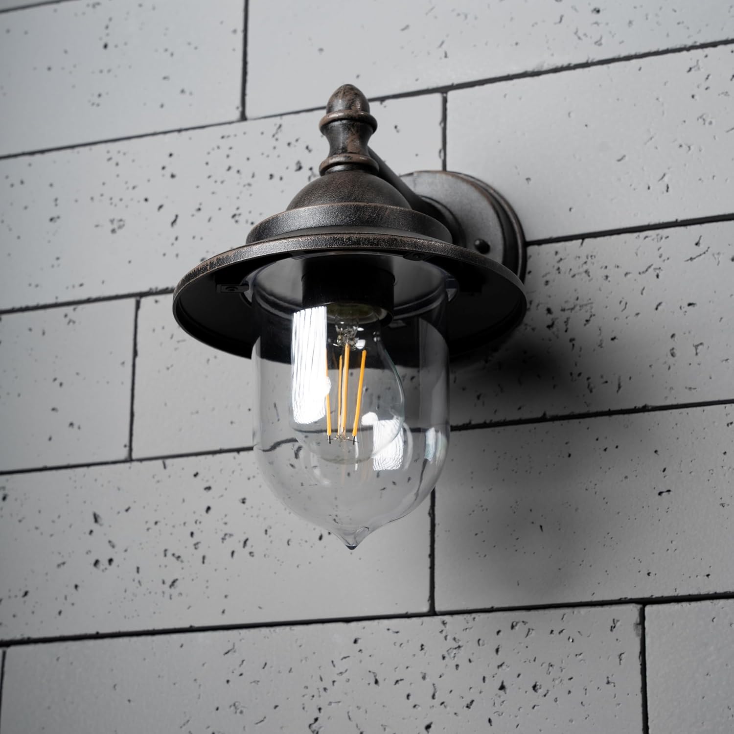Vintage Coach Lantern Outdoor Wall Light – Traditional Garden, Porch ...